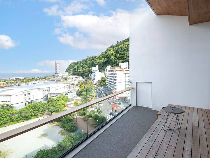 【スイートルーム/92号室】ペット不可・敷地外駐車場付/6名定員 - Atami
