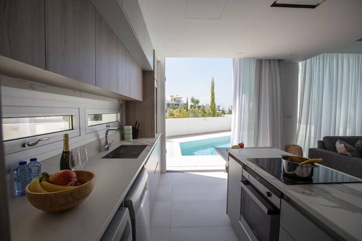 New 2-floor Villa With Private Swimming Pool - Ayia Napa