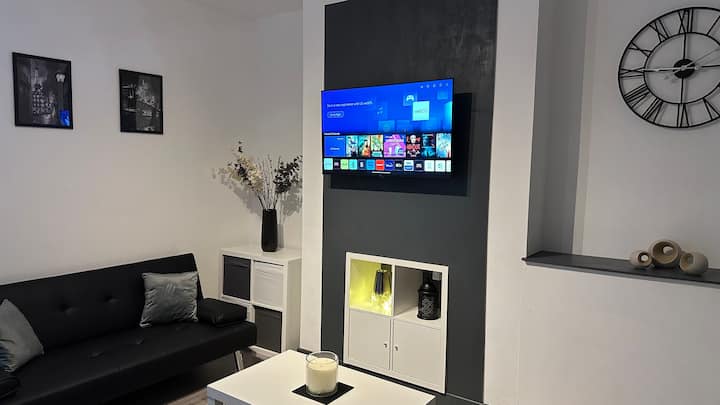 Modern 2 Bed House Burnley Fc - Burnley