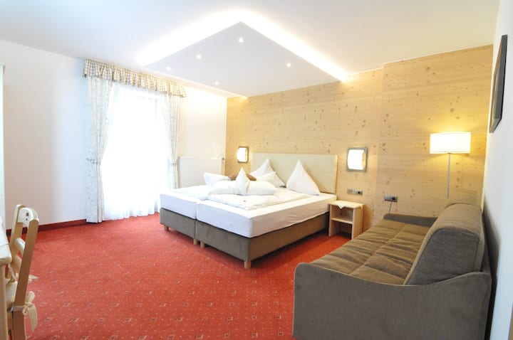 Double Room With Breakfast - Hotel Traube-stelvio - Stelvio