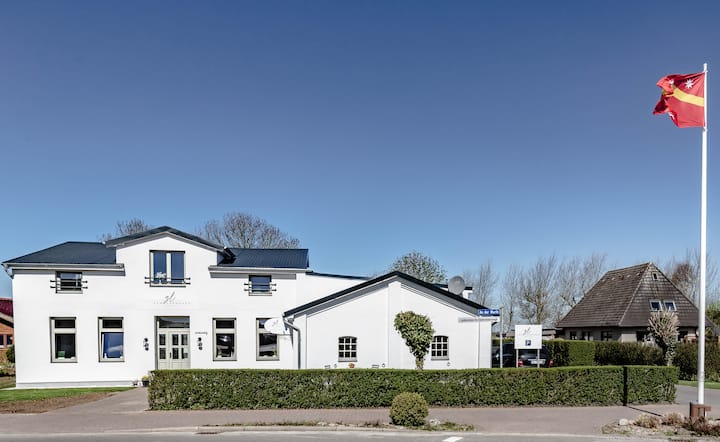 Traumhafte Altbauwohnung An Der Nordsee Bei Büsum - Wesselburenerkoog