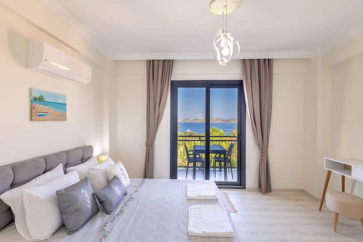 Doğa Ve Deniz Manzaralı Havuzlu Villa - Bozburun