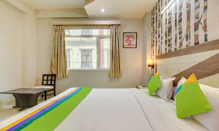 10 + Hotel Rooms In Heart Of Karol Bagh - New Delhi