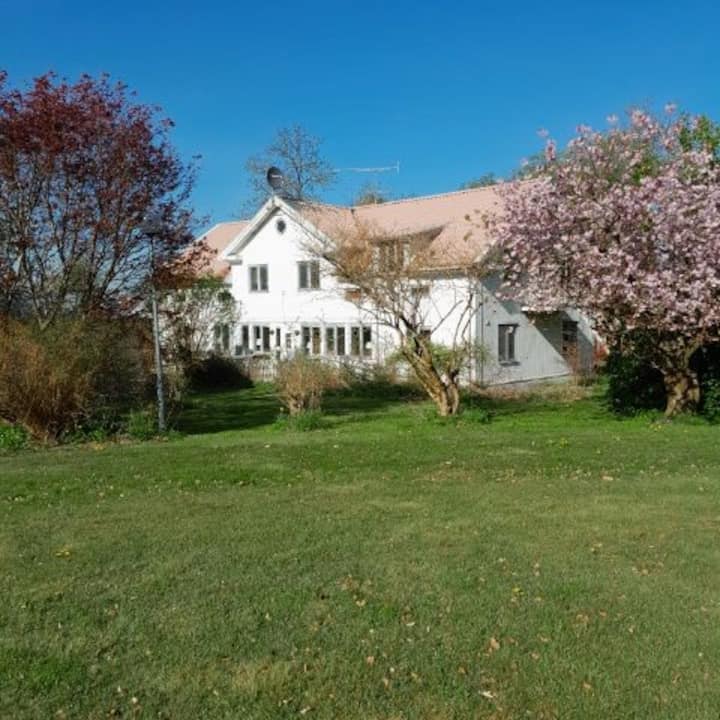 Herrgårds Annex, 15 Bäddar, 100m Sjön Lygnern. - スウェーデン