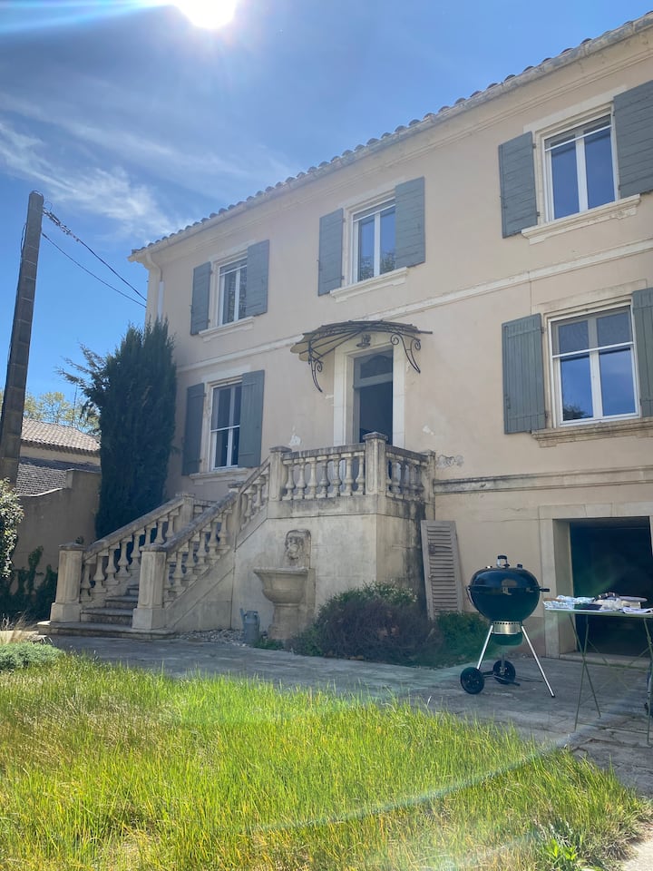 Loue Maison Provençale Pour 8 - Avignon