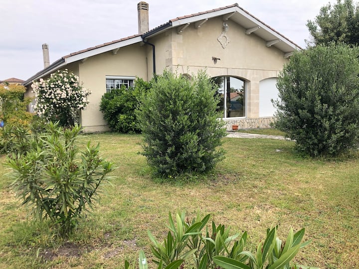 Maison Au Calme Proche Océan Et Châteaux - Pauillac