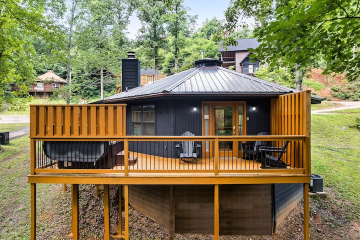 New! Modern 2br Cabin | 3 Miles To Gburg - Gatlinburg, TN