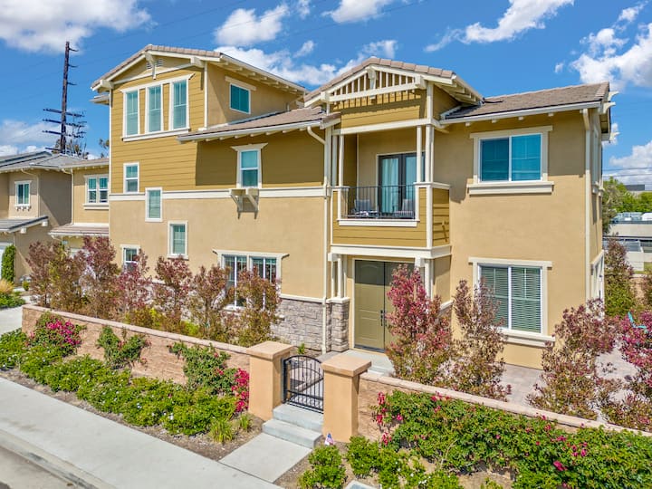 Spacious 5br4ba Home Downtown Torrance Harbor Ucla - Carson