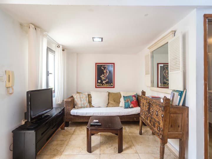 Authentic Studio In The Kerem - Tel-Aviv