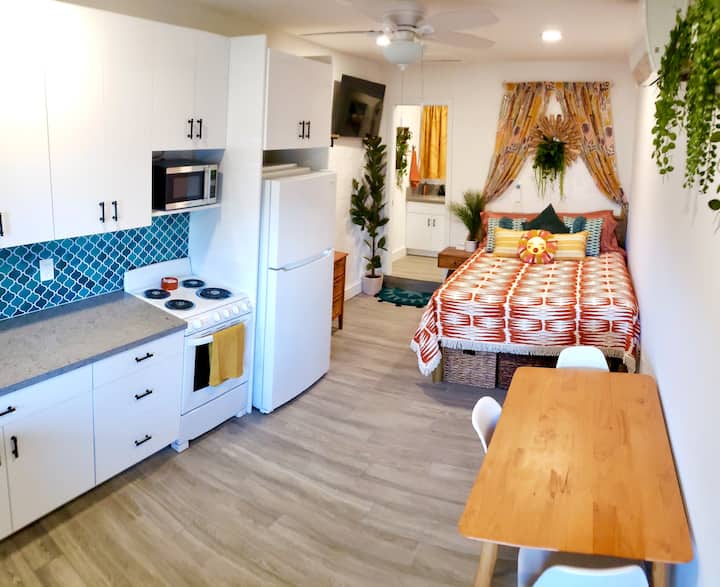 Jungle Studio Near The Beach - Laie, HI