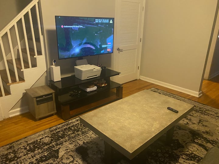 2bed/1bath Duplex.pull-out Couch, Washer/dryer - Belleville, NJ