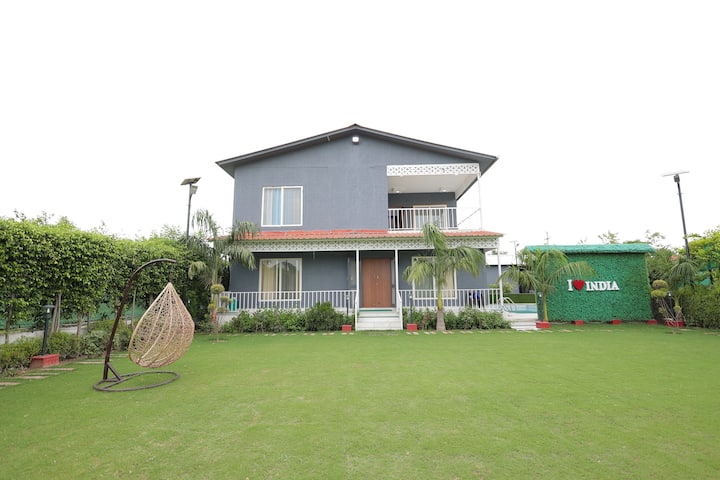 4bhk Poolproperty|noida Sec-135 - Faridabad