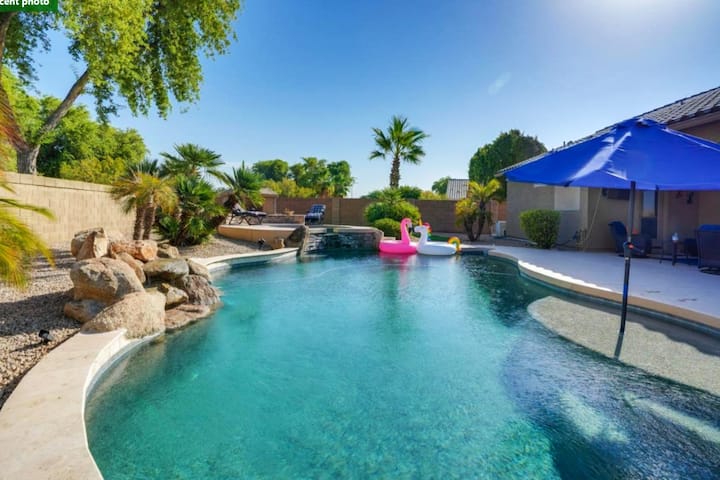 Palm Tree Oasis, W/ Heated Pool/spa/putting Green! - Avondale, AZ
