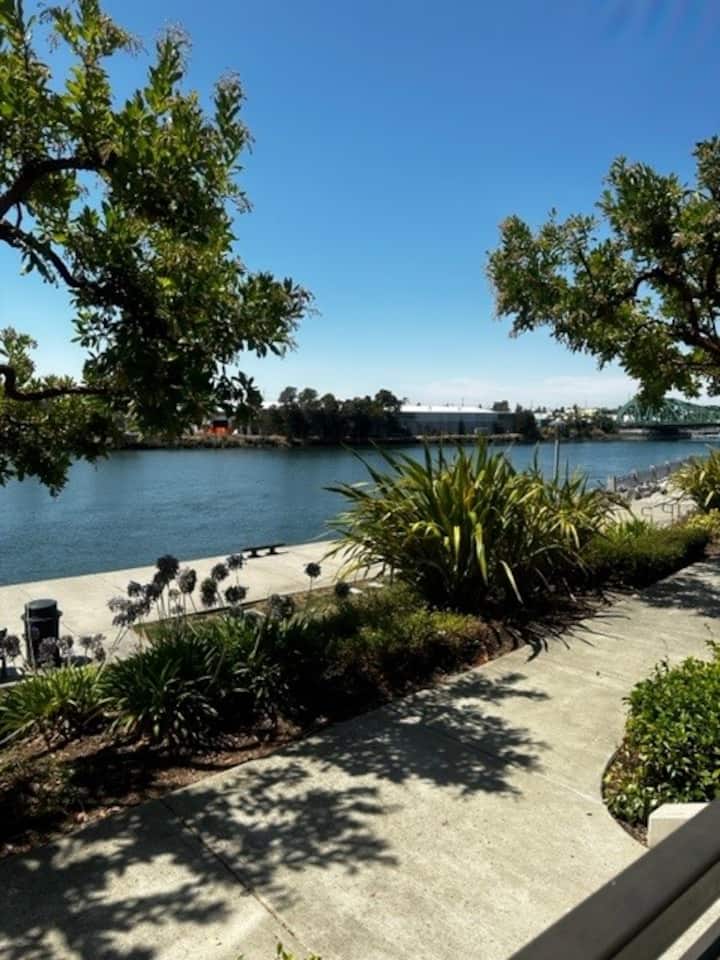 Oakland Waterfront Condo| Bay Trail | Alameda | Sf - Oakland, CA