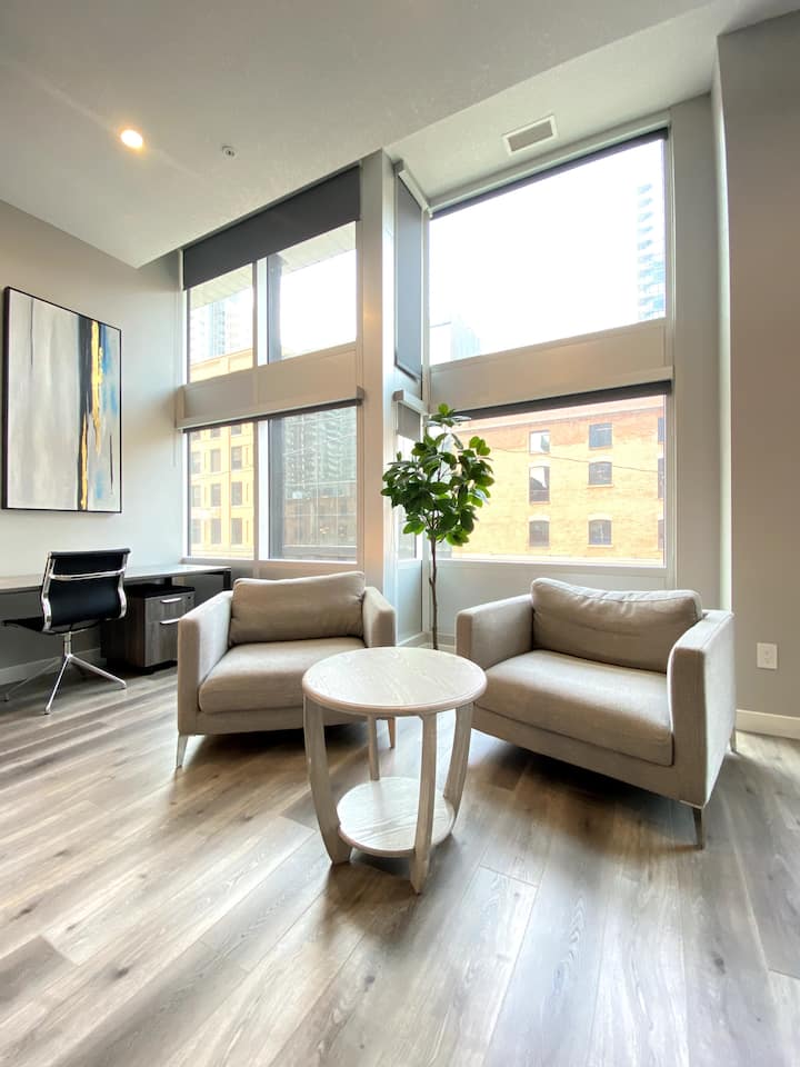 Perfect Stay - 1 Min Walk To Rogers Place- Central - Edmonton