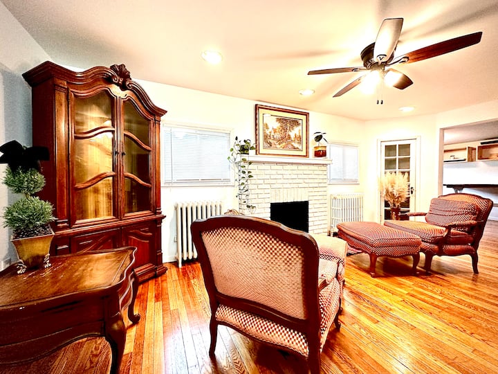 Cute Cottage Near Belmar Beach ! - Belmar, NJ