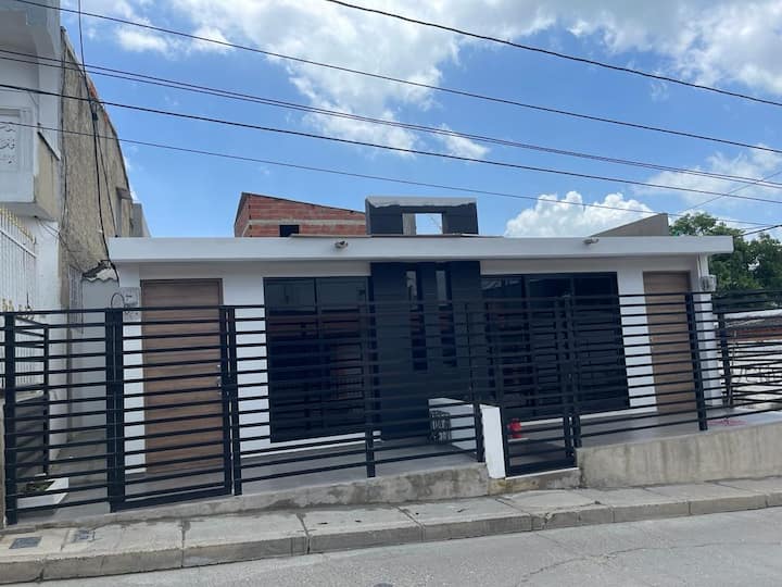 Cómodo Apartamento 3 Hab. En La Campiña - Cartagena