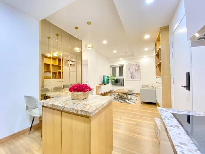 Rare Find-downtown 2br With Super Fast Wi-fi Cbd - Hô Chi Minh-Ville