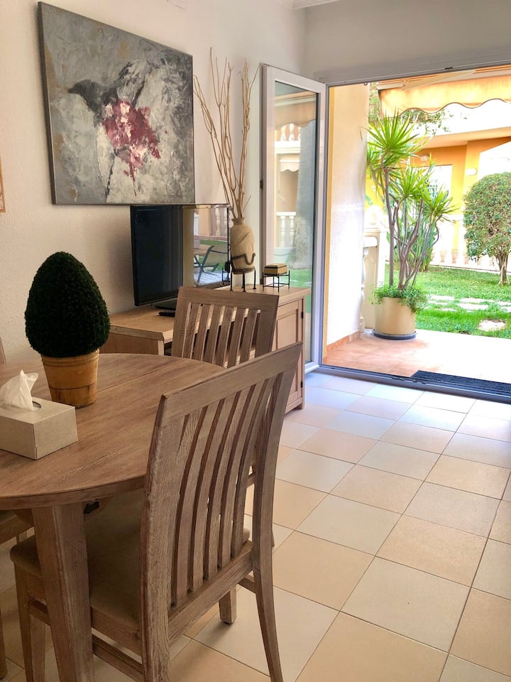 Apartamento De Playa En Denia Con Garaje Privado - Denia