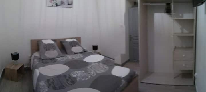 Studio De Plain Pied - Givet