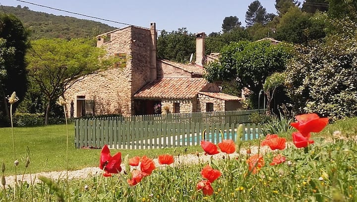 Logement Dans Un Mas Provençal - Oraison