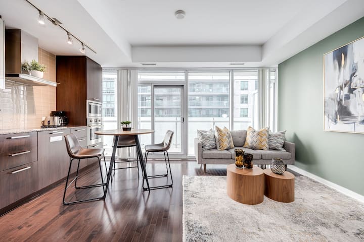 Lovely 1br Suite - Cn Tower/jays/ent. District - Toronto