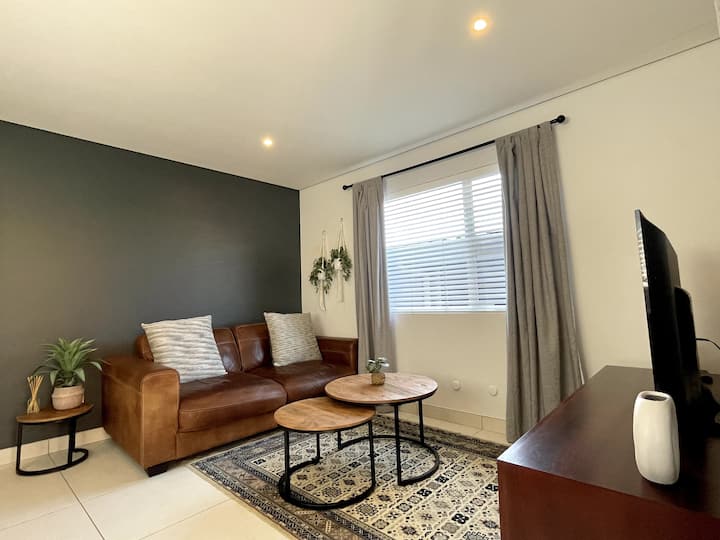 Cosy Living - Near Umhlanga - Umhlanga