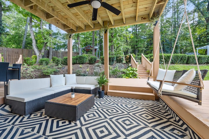 Convenient City Retreat, 10mins From Atl Airport - Riverdale, GA