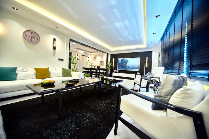 Central, Jacuzzi And Modern Design 3+1 In ŞIşli - Northern Cyprus