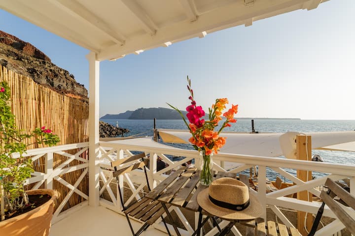The Bay - Loft Apartment Sea & Sunset View - Santorini