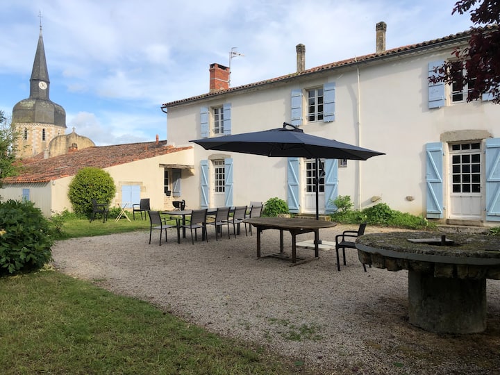 La Vieille Cure, Maison Familiale Et Grand Jardin - Longeville-sur-Mer