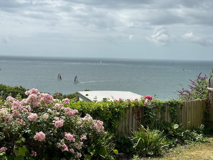 Far Out Caravan Retreat- No4 Amber - Isle of Wight