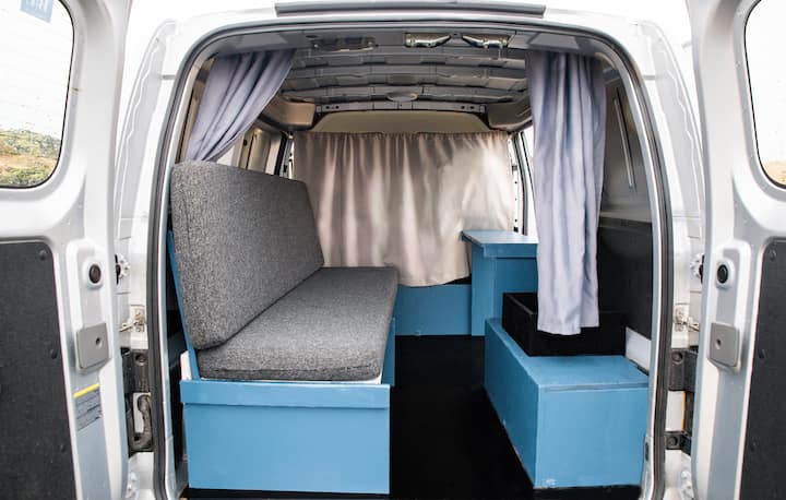 Camper Nissan W/heater & Gps - Manual Gearbox - Islanda