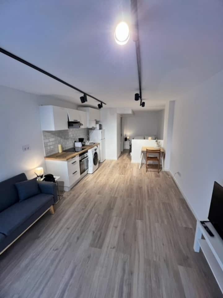 Hermoso Loft + Gastos Incluidos - Badalona