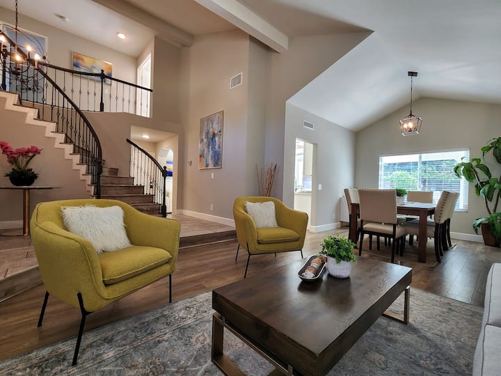 Oasis In Corona With Pool And Nature Views - Riverside, CA