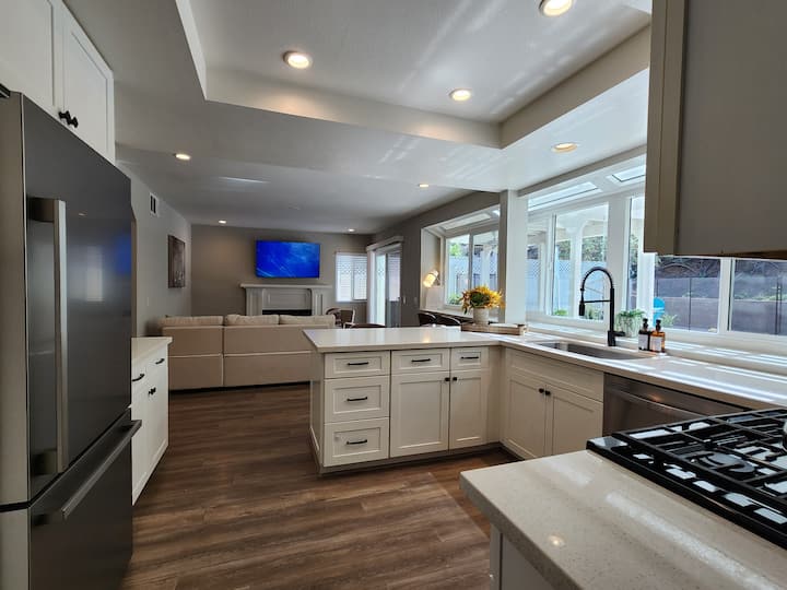 Oasis In Corona With Pool And Nature Views - Corona, CA