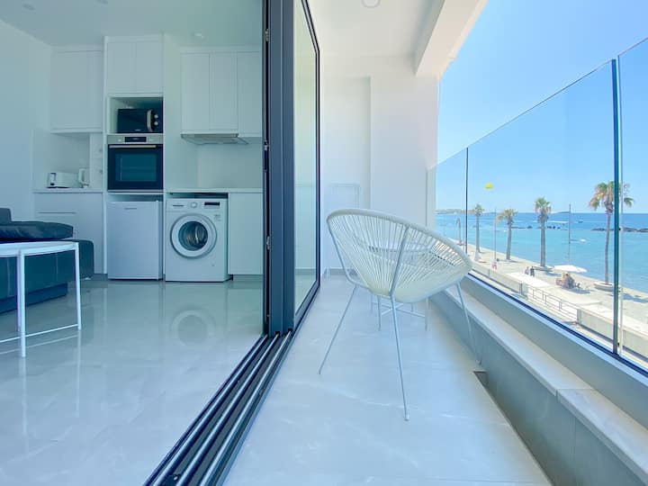 Phaedrus Living: Marina Sea View Flat 214 Gold - Paphos