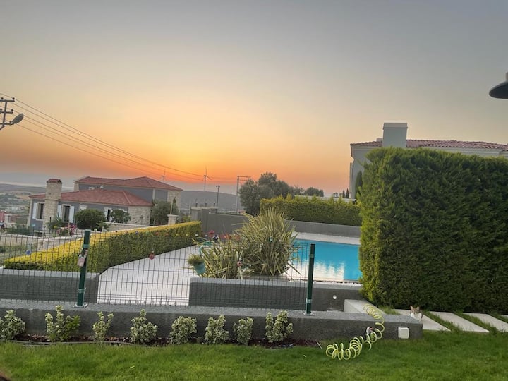 ÇEşme Muhteşem Günbatımı Ev - Çeşme