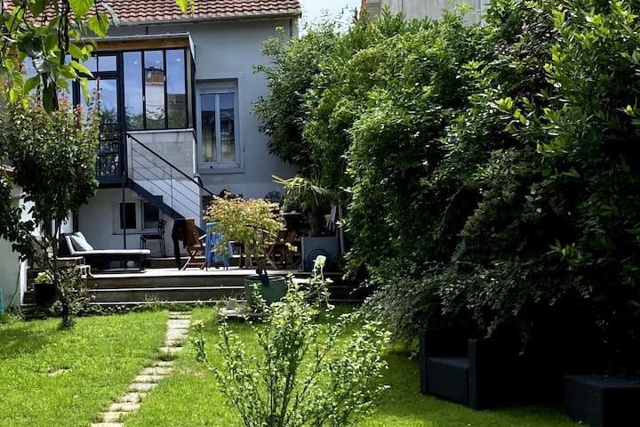 La Campagne 10 Mn De La Défense - Nanterre