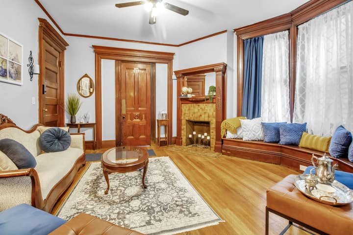 Large Unit Near Buffalo Restaurant District & More - Buffalo, NY
