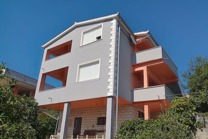Apartment Für 5-7 Personen - Trogir