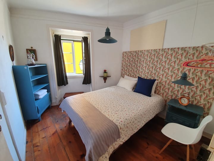 Chambre Dans Appartement - Quartier De La Mouraria - Alvalade