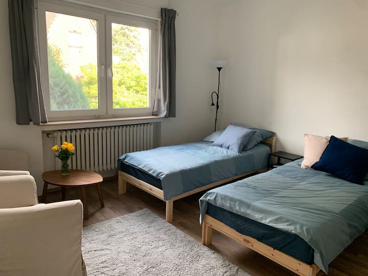 Zimmer In Messe/flughafennähe - Düsseldorf