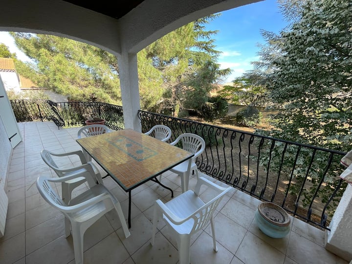 Grand Appartement - Petite Résidence (3 Logements) - Vias