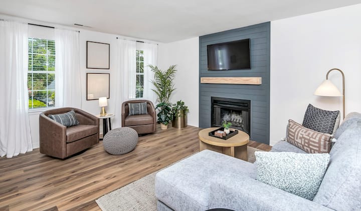 Weco Poolside Pad | Near Dt, I-26/i-20 & Hospitals - Columbia, SC