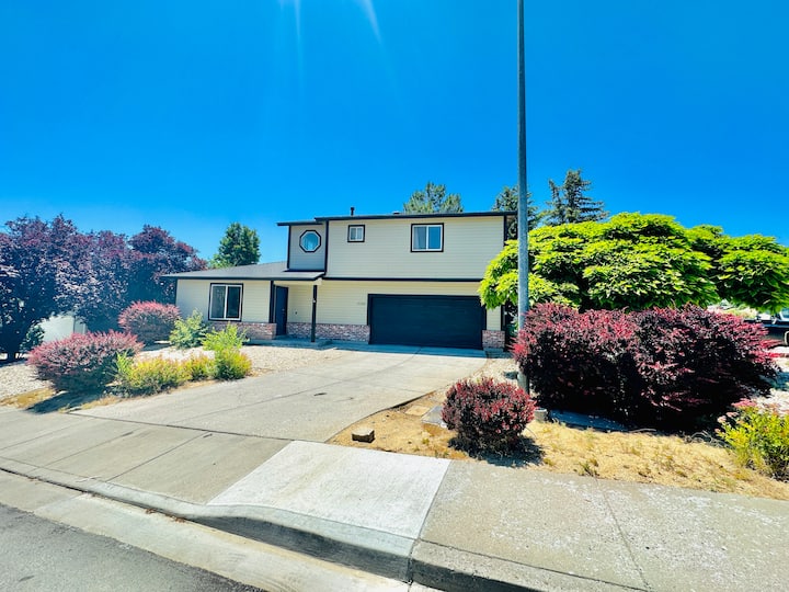 Hot August 4tvs Sleeps11 - Reno, NV