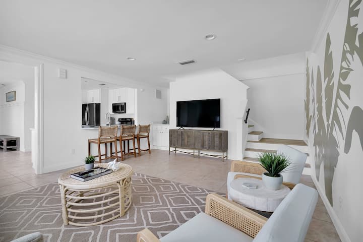 *1 Block To Beach: Ocean Tides Luxury Bungalow* - Ponte Vedra Beach, FL