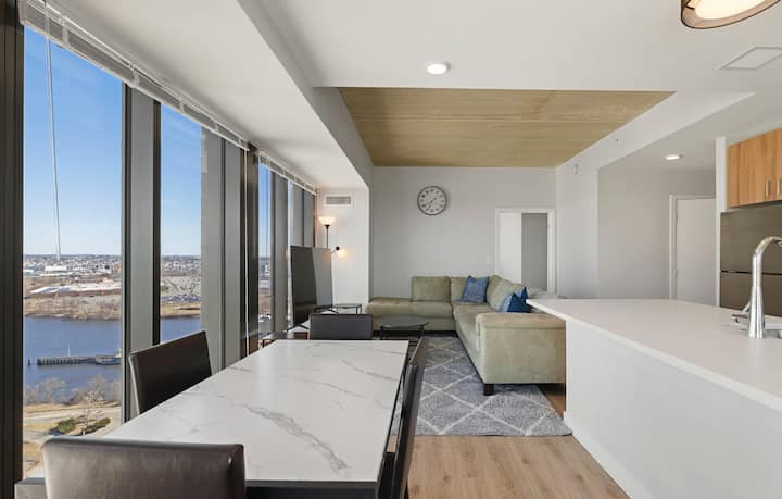 Modern And Spacious 3br 3ba Apartment Assembly Row - Boston, MA