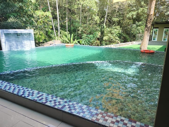 Private Pool Family Resort 8r8b 30p@bentong Pahang - Bukit Fraser