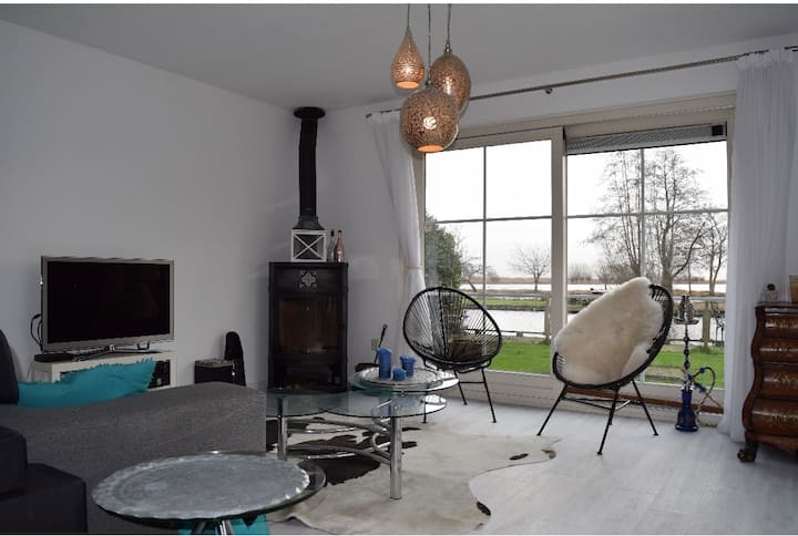 Vrijstaand Huis Aan De Plas - Bodegraven